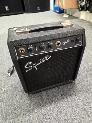 Gear Hunter | SQUIER SP-10 AMP