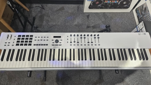 Gear Hunter | Arturia - KEYLAB 88 MKII