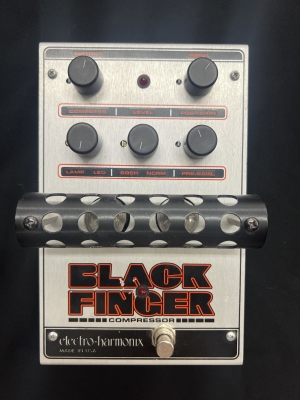Gear Hunter | EHX- Black Finger