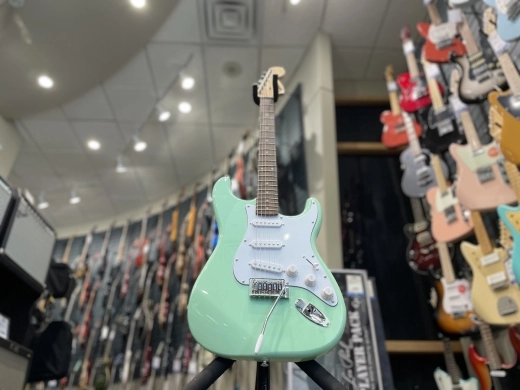 Gear Hunter | FENDER MONTH - FSR AFFINITY STRAT SURF GREEN