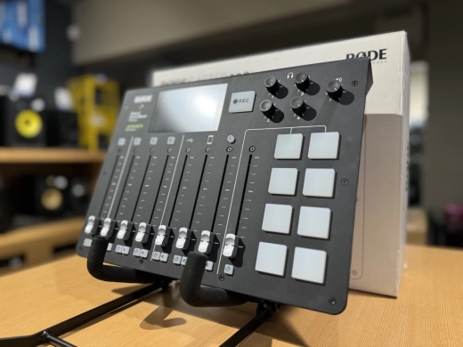 Gear Hunter | Rode - RODECASTER PRO