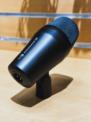 Gear Hunter | Sennheiser - E902