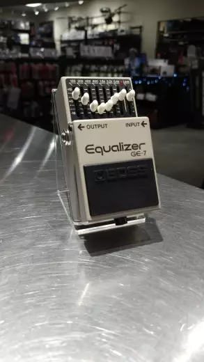 Gear Hunter | Boss 7 Band Graphic Equalizer Pedal
