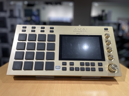 Gear Hunter | Akai - MPC LIVE GOLD