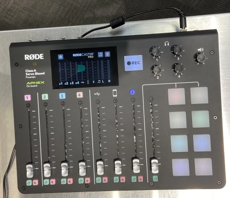 Gear Hunter | Rodecaster Pro