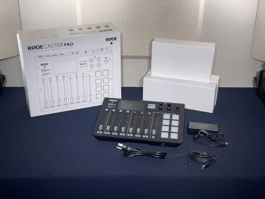 Gear Hunter | Rode - RODECASTER PRO