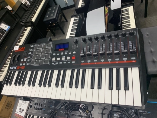 Gear Hunter | Akai - MPK249