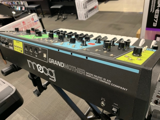 Gear Hunter | Moog - MOD-GRAND-01