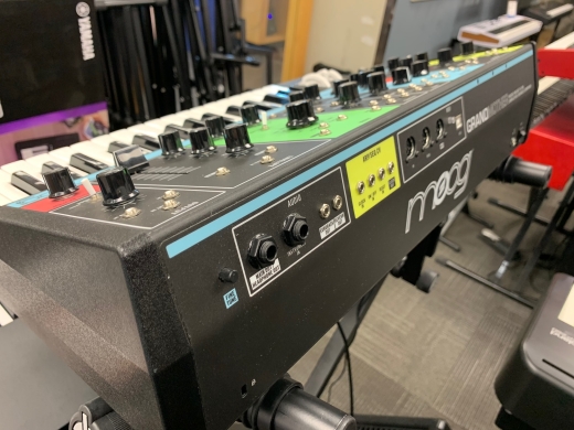 Gear Hunter | Moog - MOD-GRAND-01