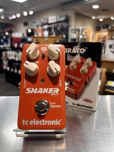 Gear Hunter | TC Electronic - SHAKER VIBRATO