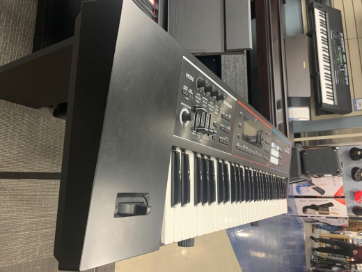 Gear Hunter | Roland - JUNO-DS 61