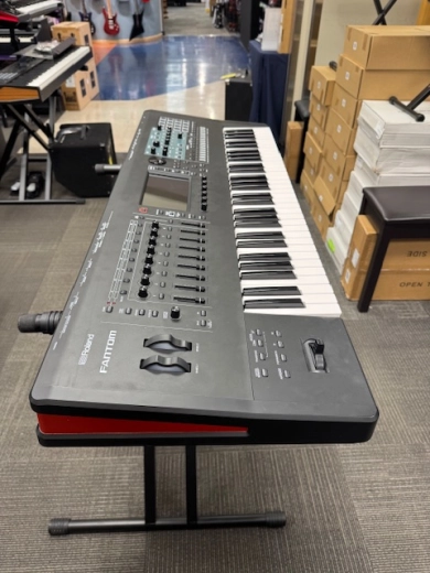 Gear Hunter | Roland - FANTOM-6