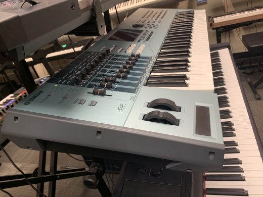 Gear Hunter | Yamaha - MOTIF XS6