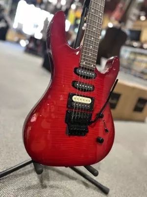 Gear Hunter | Kramer - Striker Figured HSS W/Floyd Rose - Transparent Red