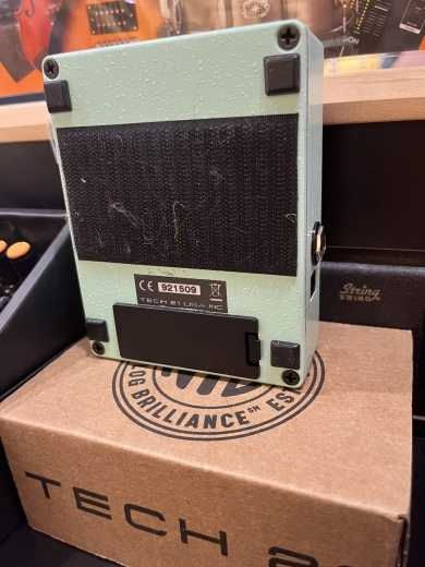 Gear Hunter | Tech 21 - T21-YYZ GEDDY LEE SIGNATURE PREAMP