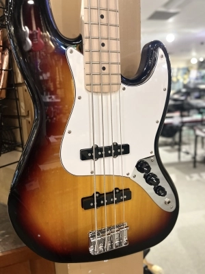 Gear Hunter | Squier - Affinity Series Jazz Bass, Maple Fingerboard - 3 ...