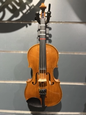 Gear Hunter | Yamaha 1/8 Violin