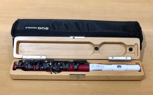 Gear Hunter | New Voice Plastic Piccolo - Red/White