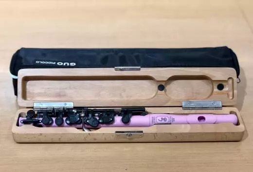 Gear Hunter | New Voice Plastic Piccolo - Pink