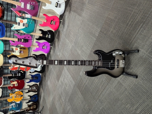 Gear Hunter | Fender - Troy Sanders Signature P-Bass
