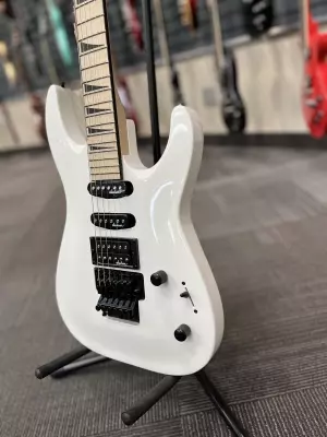 Gear Hunter | Jackson Guitars - JS Series Dinky Arch Top JS34 DKAM ...