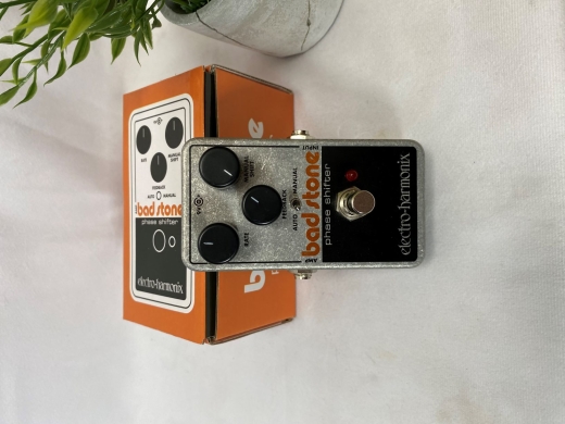 Gear Hunter | Electro-Harmonix - BAD STONE