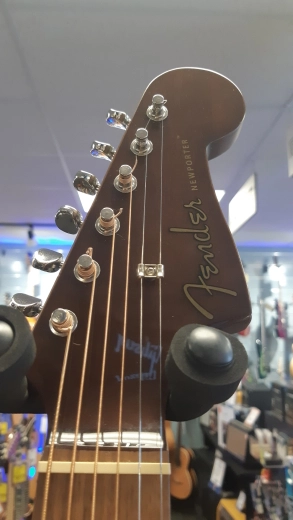 Gear Hunter | FENDER NEWPORTER PLAYER SUNBURST