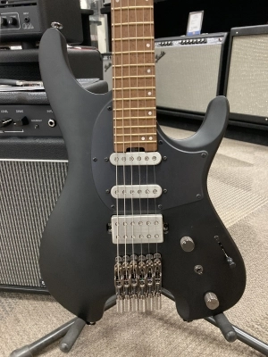 Gear Hunter | Ibanez Q56 Headless Guitar