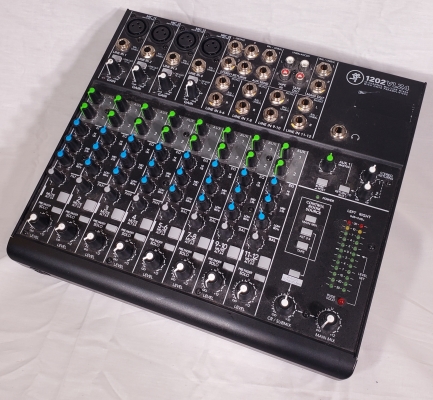 Gear Hunter | Mackie - 1202-VLZ4