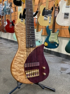 Gear Hunter | Alber 6 String Bass