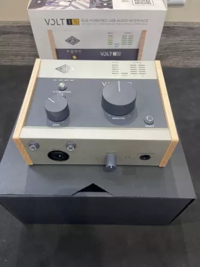 Universal Audio Volt 176 USB Interface With Compressor | Long & McQuade