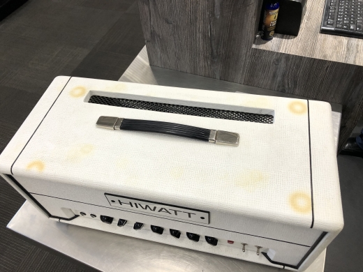 Gear Hunter | Hiwatt SSD103 David Gilmour Signature Head (White Tolex)