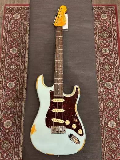 Gear Hunter | Vintage V6 ICON STRAT