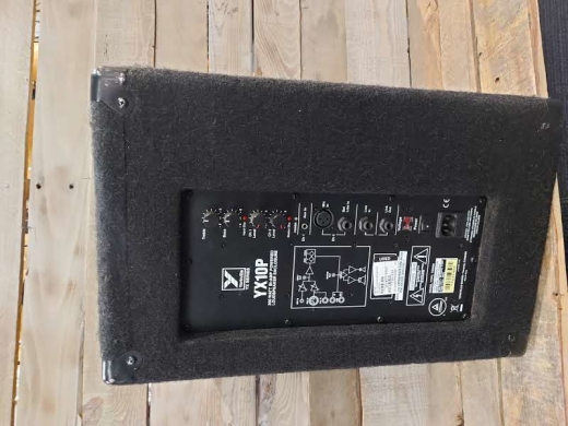 Gear Hunter | Yorkville Sound - YX10P