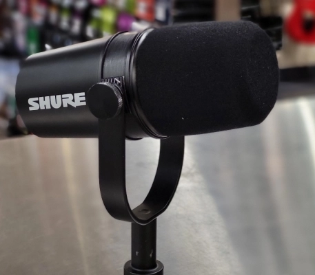 Gear Hunter | Shure - MV7X