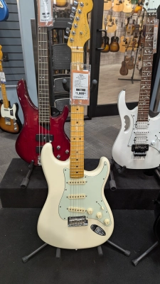 Gear Hunter | Fender - 011-3902-705