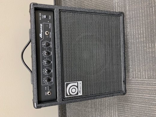Gear Hunter | Ampeg - BA-108 - 1x8 Bass Combo