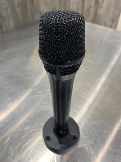 Gear Hunter | Neumann - KMS 104 Handheld Cardioid Condenser Microphone ...