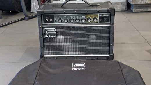Gear Hunter | Roland Jazz Chorus 22 JC-22