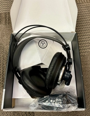 Gear Hunter | AKG - K240 MKII