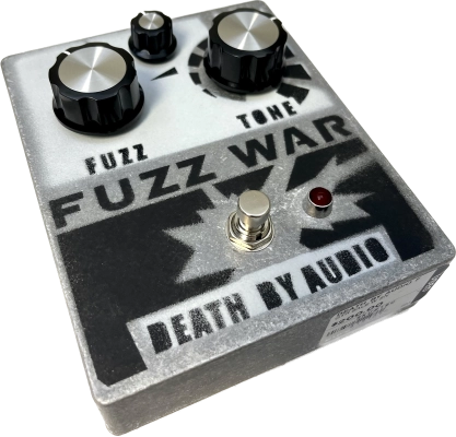Gear Hunter | DEATH BY AUDIO - FUZZ WAR