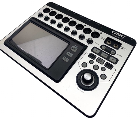 Gear Hunter | QSC COMPACT DIGITAL MIXER WITH TOUCHSCREEN