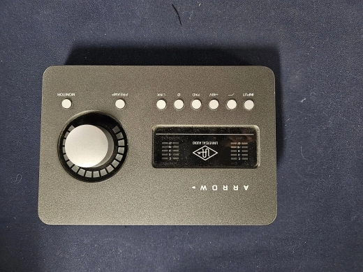 Gear Hunter | Universal Audio - UA-ARROW