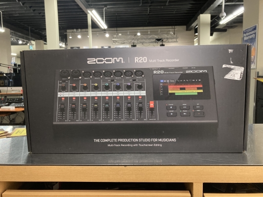 Gear Hunter | Zoom - R20 ZOOM
