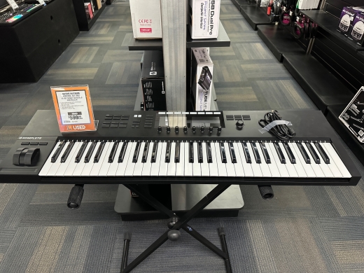 Gear Hunter | Native Instruments - KONTROL S61 MK2