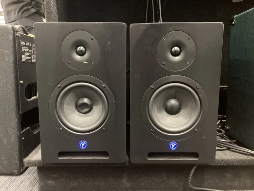 Gear Hunter | Yorkville Sound - YSM6