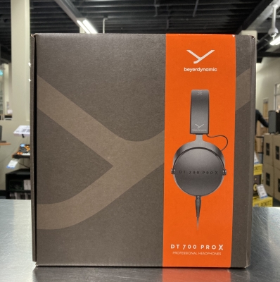 Gear Hunter | Beyerdynamic - DT700 PRO X