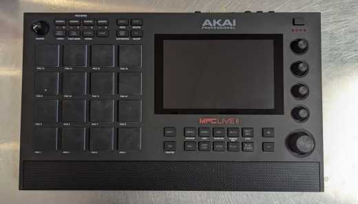 Gear Hunter | Akai - MPC LIVE II