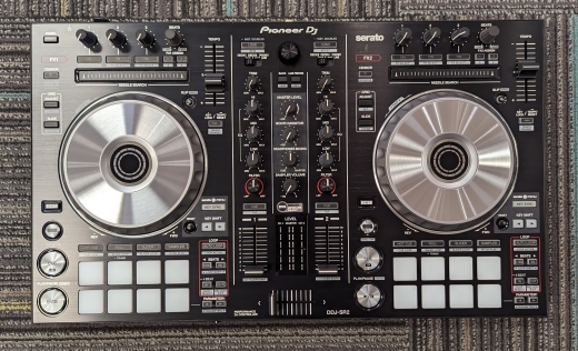 Gear Hunter | Pioneer - DDJ-SR2