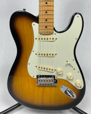 Gear Hunter | 2018 Limited Edition Strat-Tele Hybrid - 2-Colour Sunburst